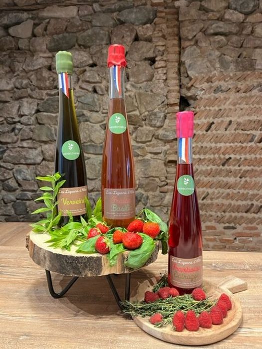 Fabrication de liqueurs artisanales | Les Liqueurs Alice